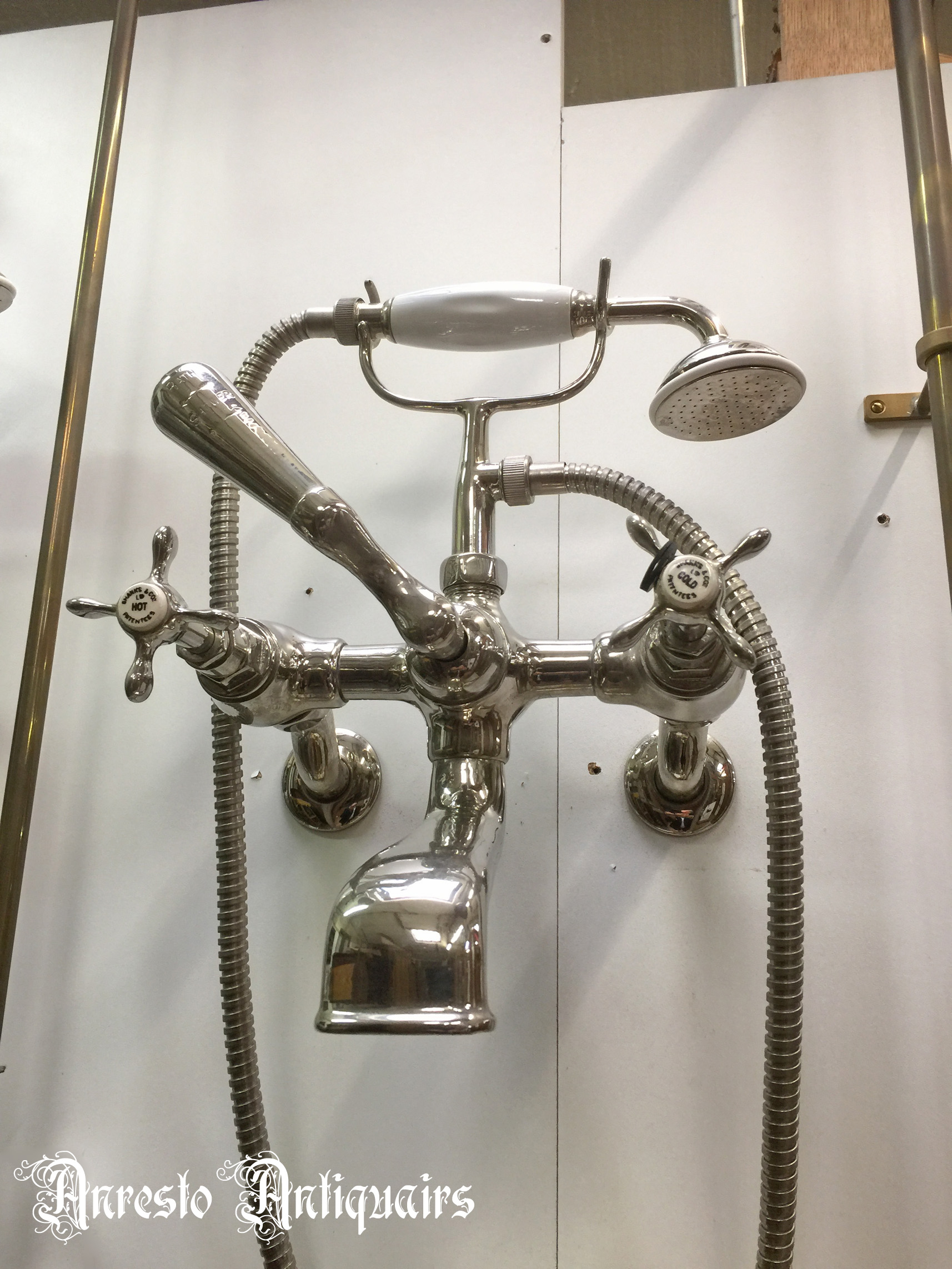 ANRESTO, Engelse badkraan met handsproeier