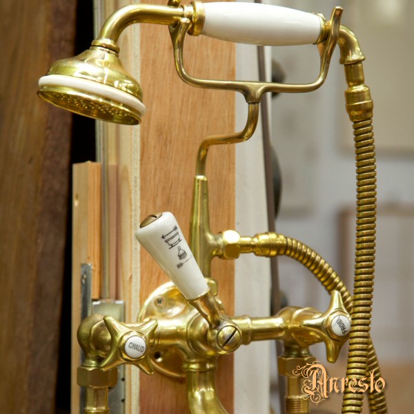 ANRESTO, oude kranen Antiek Engelse badkraan porseleinen handdouche.